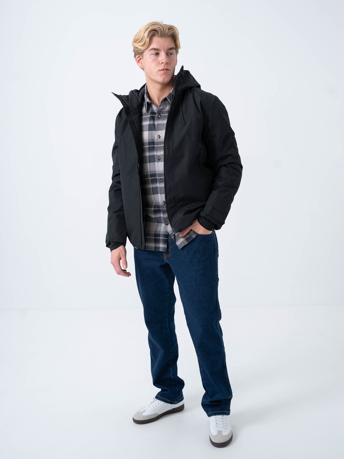 Jack and Jones Summit Padded Shell Jacket - Sort | Getinspired.no