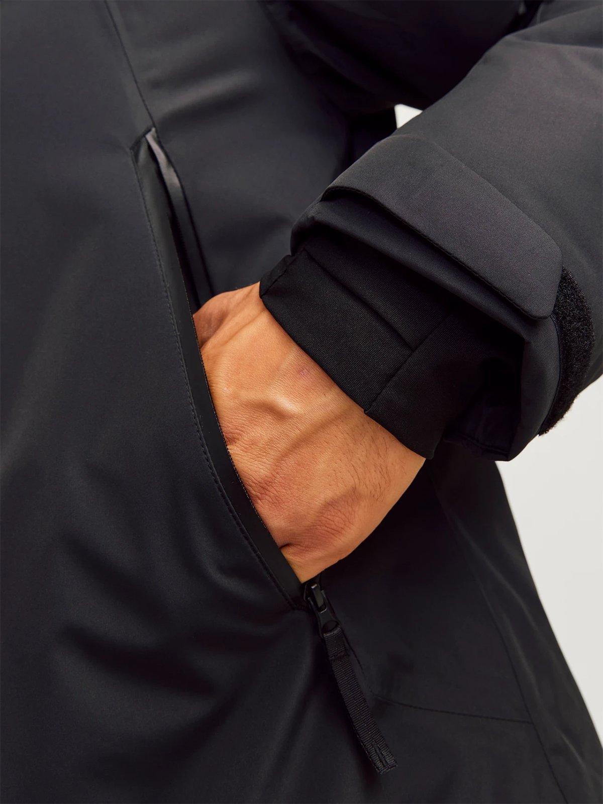 Jack and Jones Summit Padded Shell Jacket - Sort | Getinspired.no