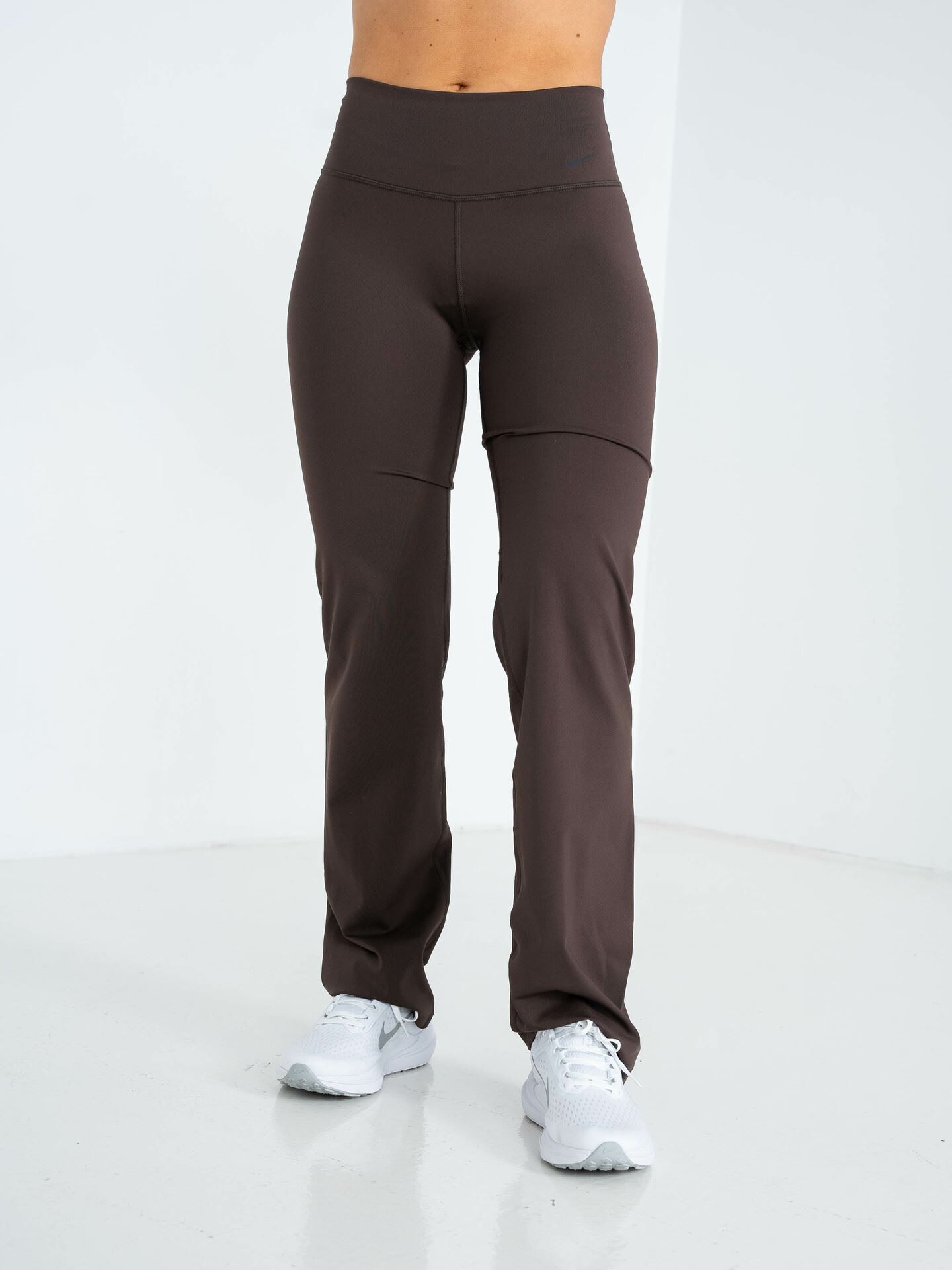 Nike Power Pant - Brun | Getinspired.no