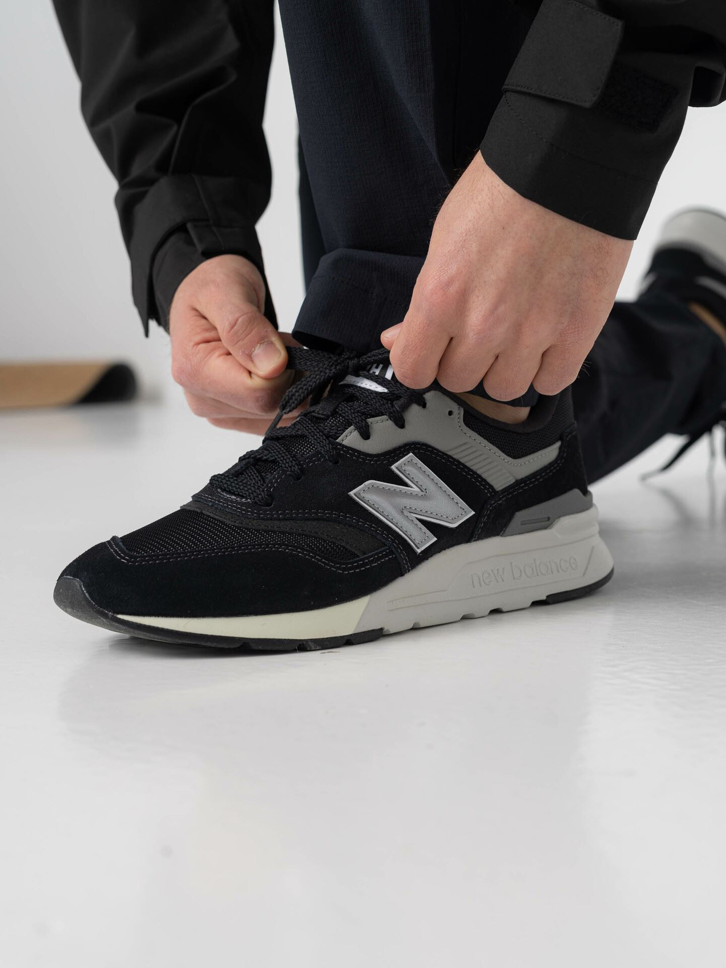 New Balance CM997 - Sort | Getinspired.no